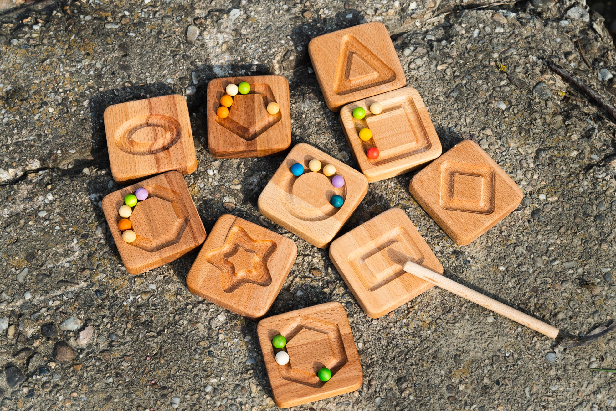 Set of 10 geometry shapes tracing tiles - Pagalou