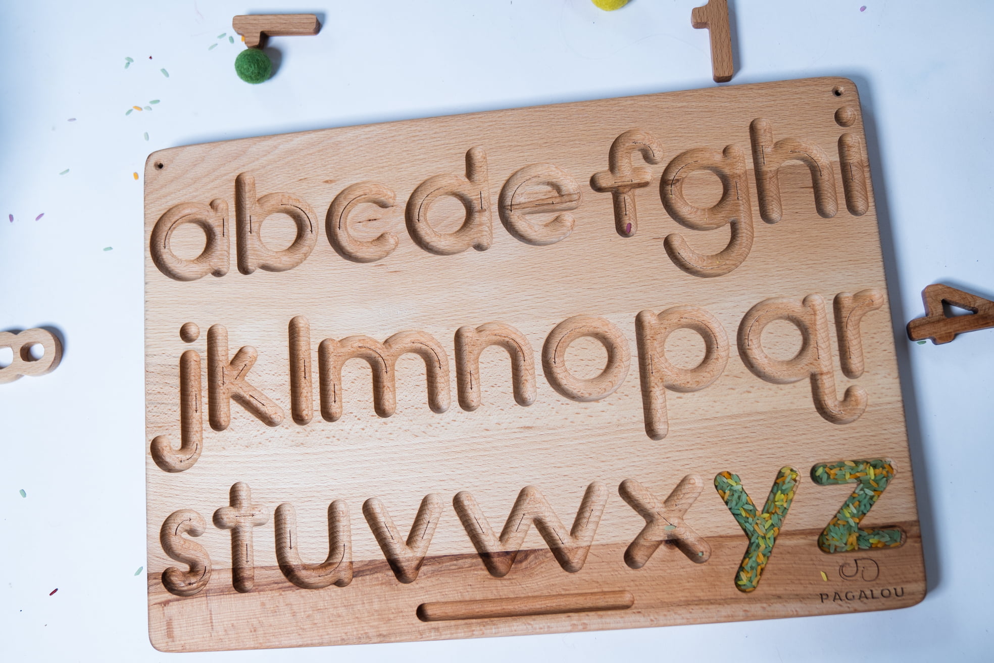 Reversible letter tracing and literacy board - products - Pagalou